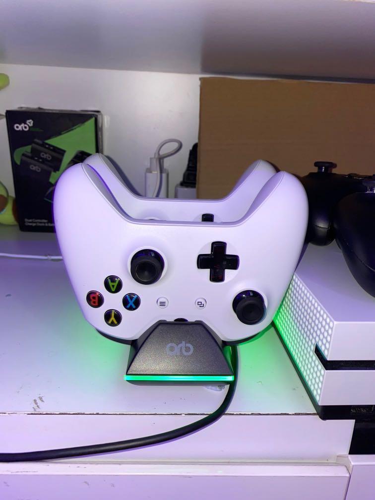 orb dual xbox controller charging dock, Video Gaming, Gaming ...