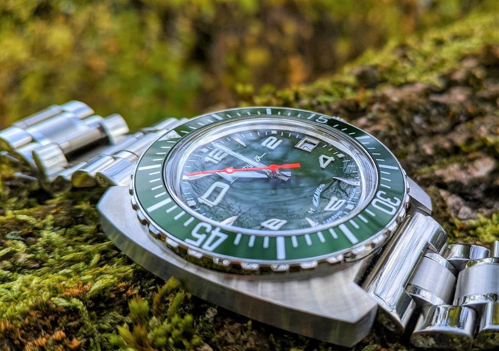 Vostok Amphibia Blue or Green Diver 200 M Water Resistant. Automatic ...