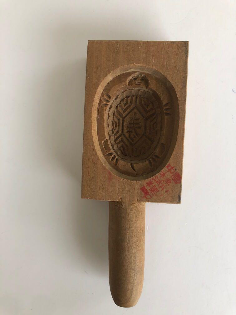 Ang Ku kueh cake mould, Furniture & Home Living, Kitchenware ...