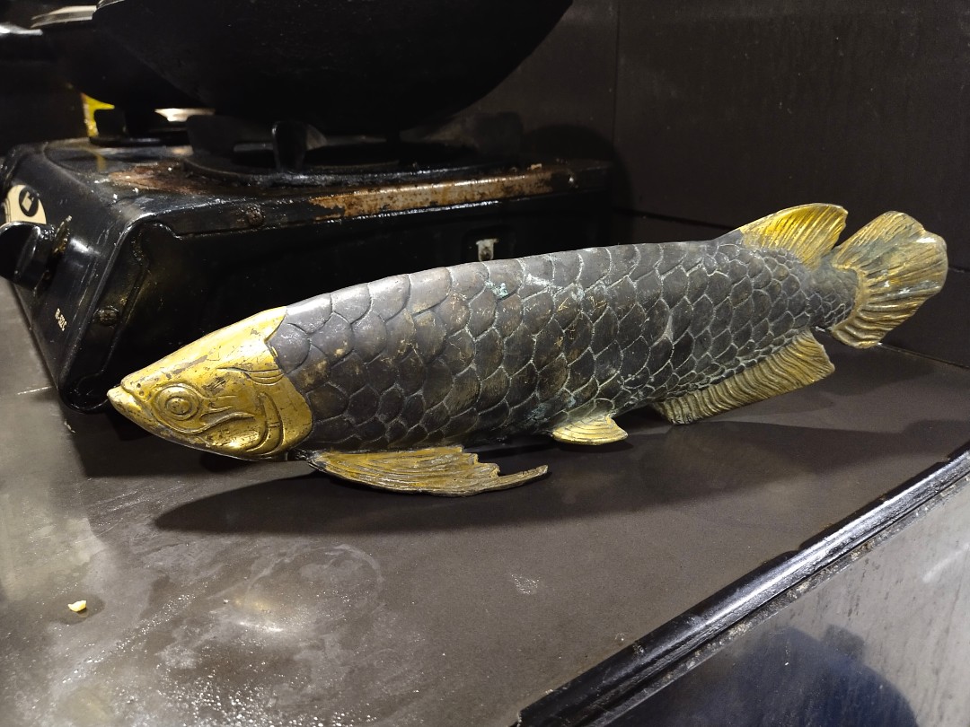 Brass vintage arowana display, Hobbies & Toys, Memorabilia ...