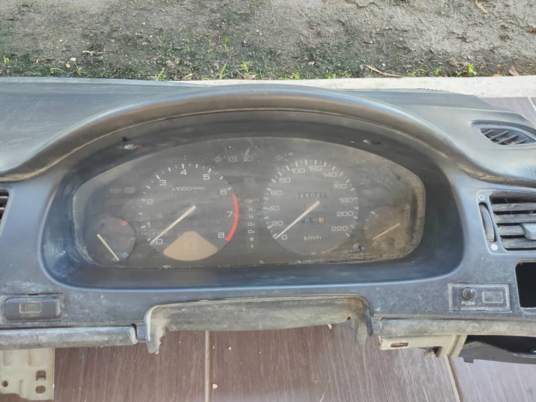 Dashboard Honda Accord SV4, Auto Accessories on Carousell