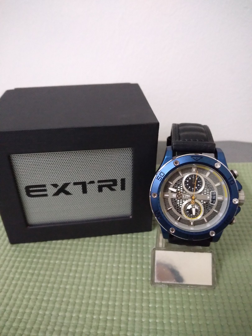 Extri original watch, Men's Fashion, Watches & Accessories, Watches on Carousell