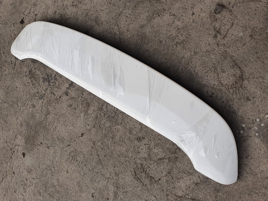 Fortuner spoiler original toyota white paintable plastic, Car Parts ...