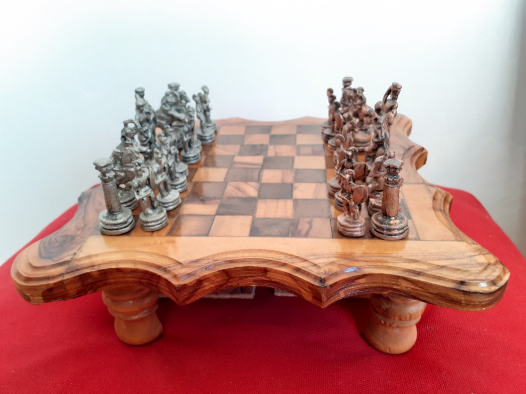 Greek/Roman Army Chess Set, Hobbies & Toys, Memorabilia & Collectibles ...