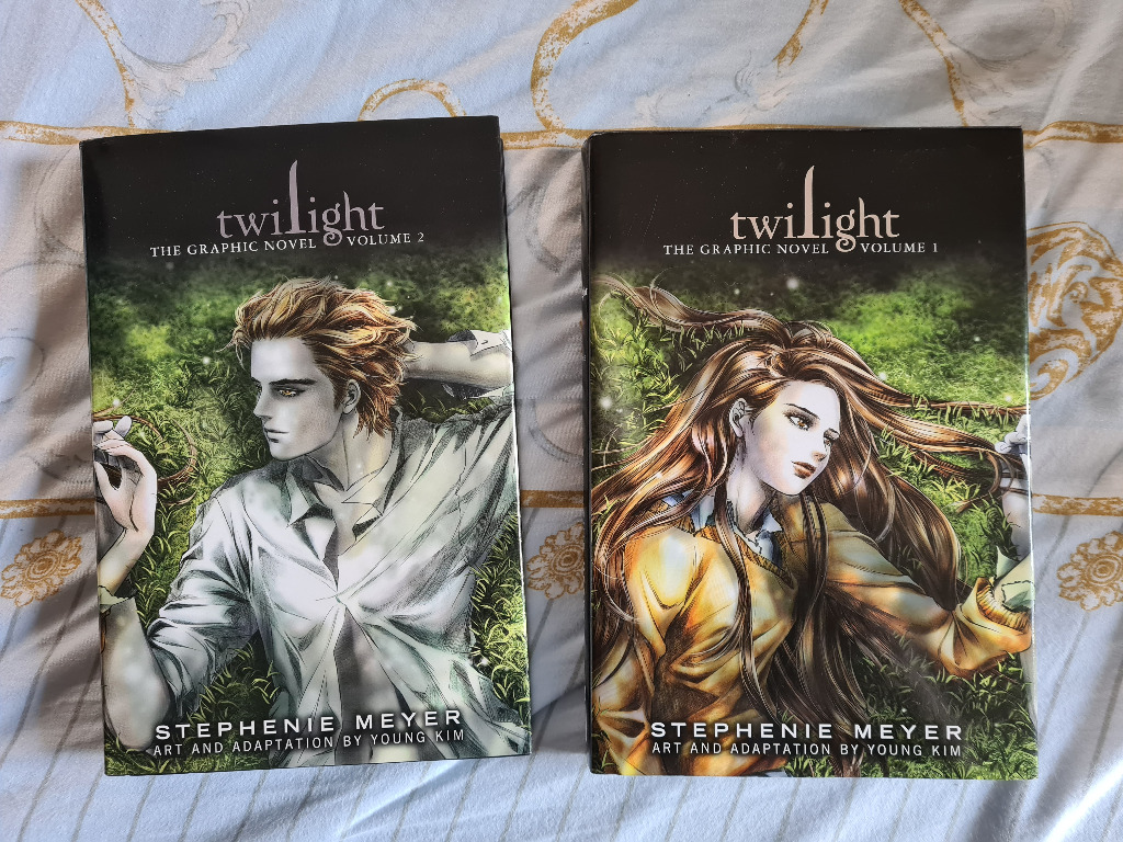 Hardcover Twilight Comic Books - Volume 1 & 2, Hobbies & Toys, Books ...