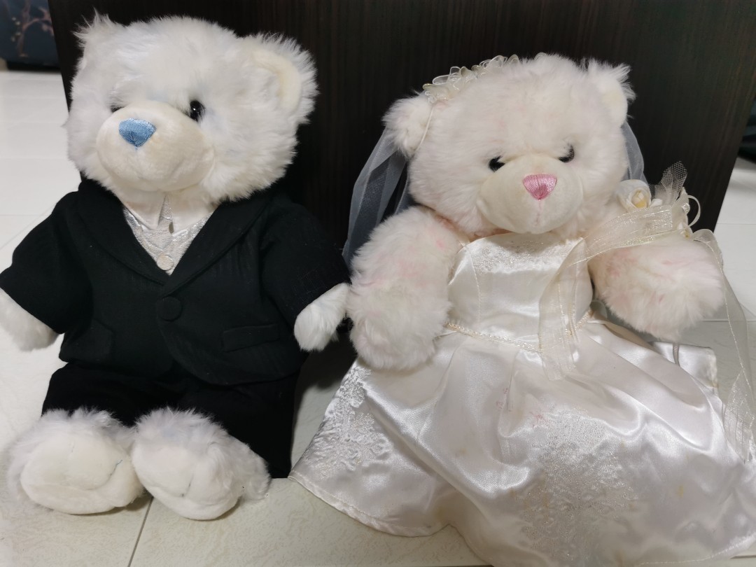 Wedding Mr Bear and Mrs Bear, Hobbies & Toys, Toys & Games on Carousell