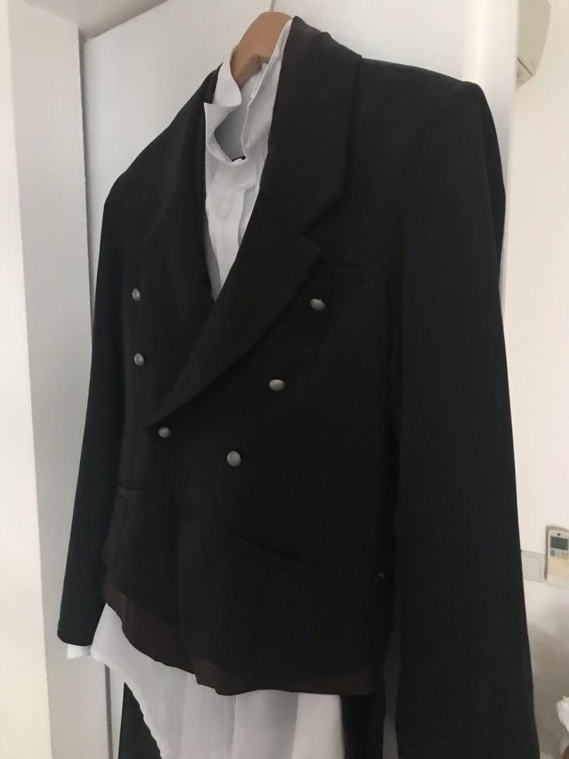 Black Butler Full Set, Men's Fashion, Coats, Jackets and Outerwear on ...