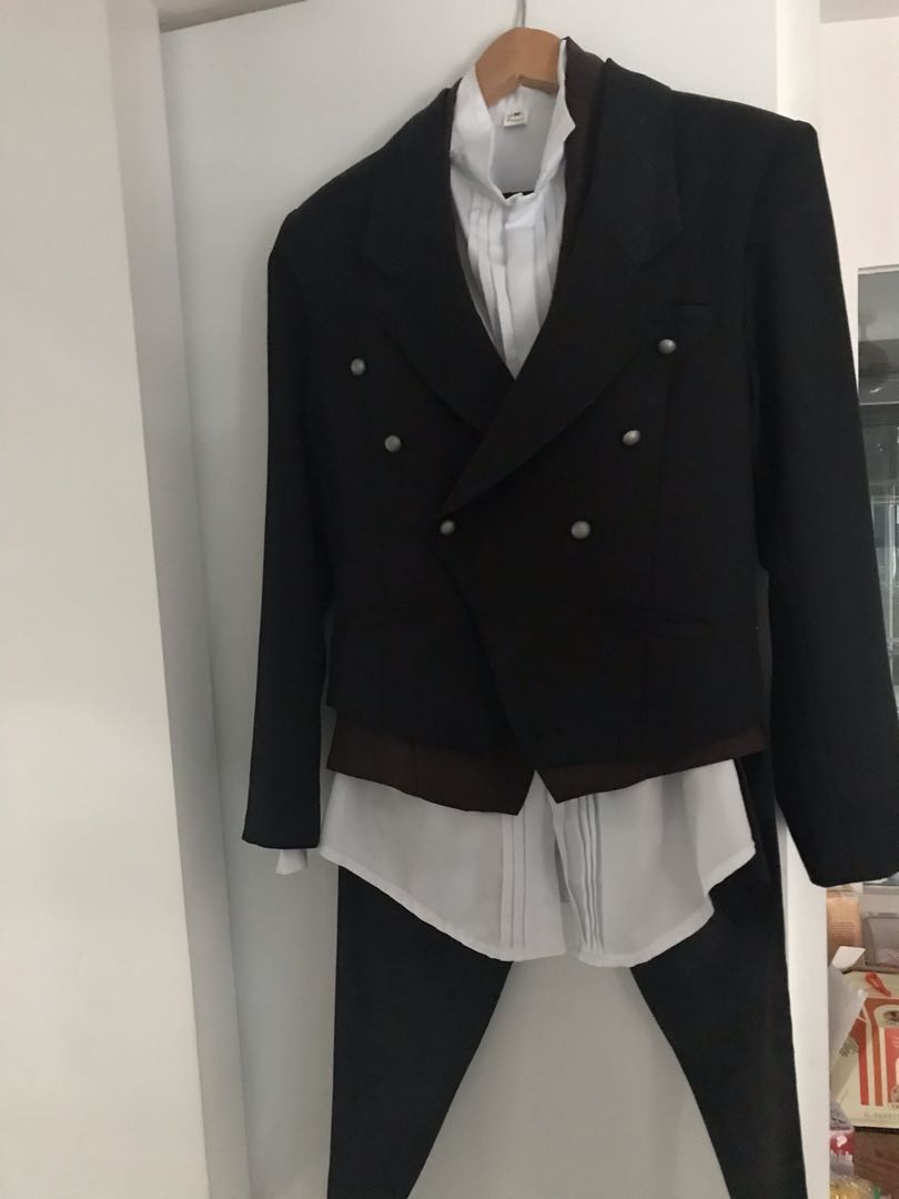 Black Butler Full Set, Men's Fashion, Coats, Jackets and Outerwear on ...