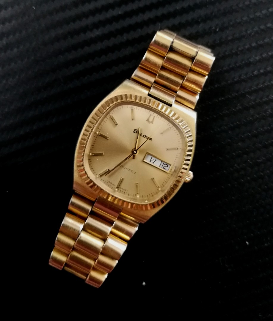 Bulova Automatic TV Dial Square Gold, Men's Fashion, Watches ...