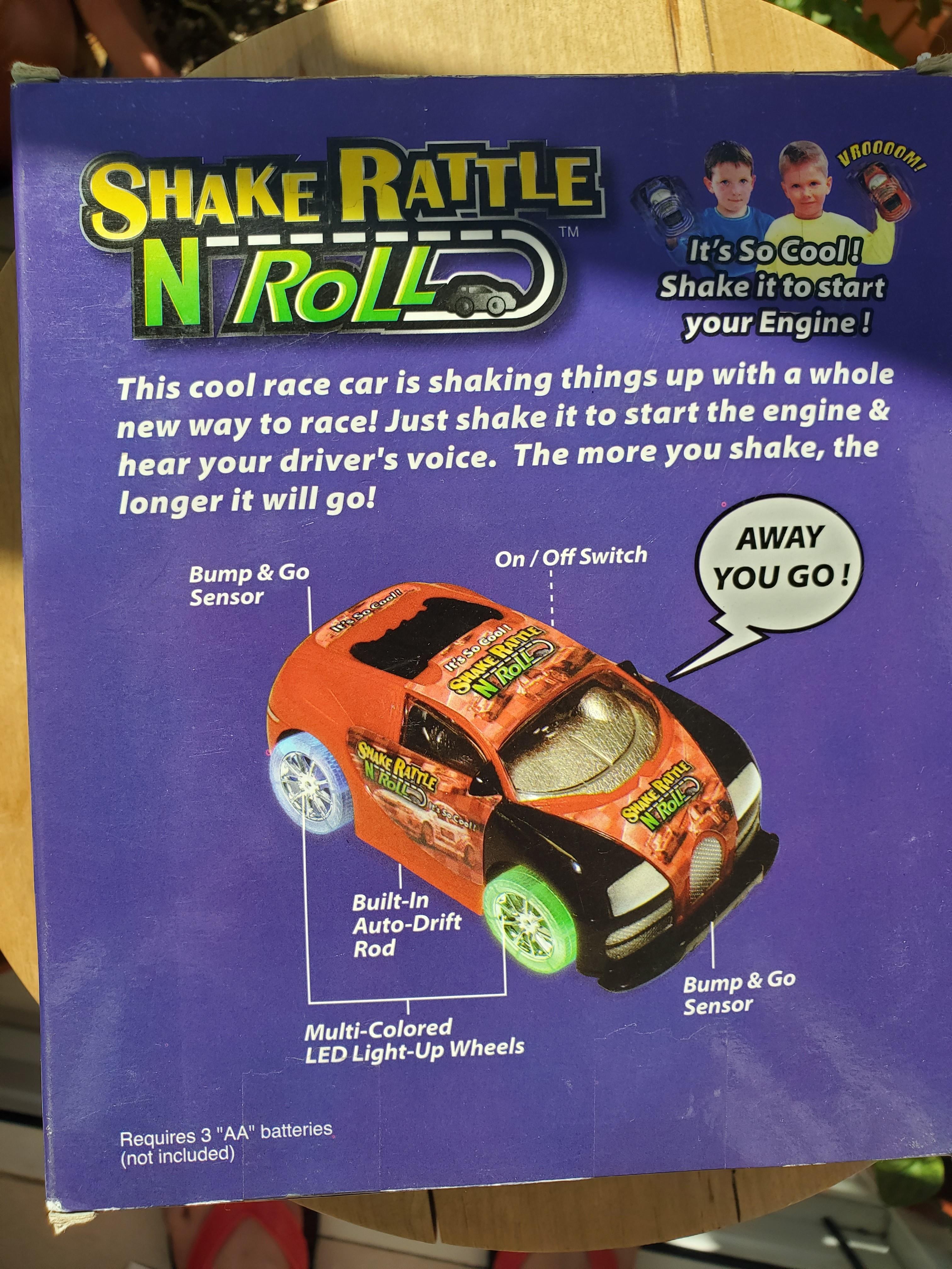 Bump & Go car toy 感應玩具車, 興趣及遊戲, 玩具 & 遊戲類 - Carousell