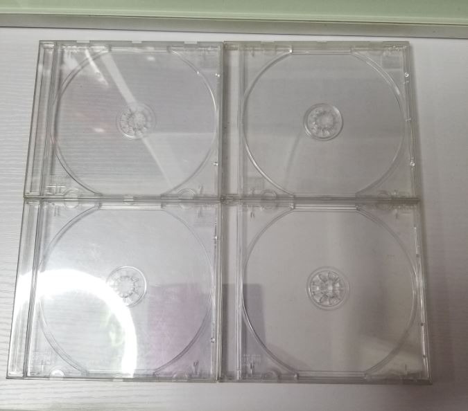 CD Plastic Boxes 膠盒, 興趣及遊戲, 收藏品及紀念品, 明星周邊 - Carousell
