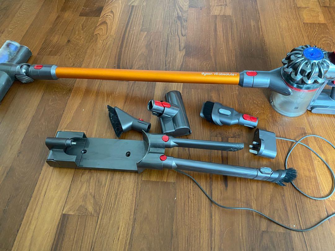 Dyson v8, Furniture & Home Living, Lighting & Fans, Fans on Carousell