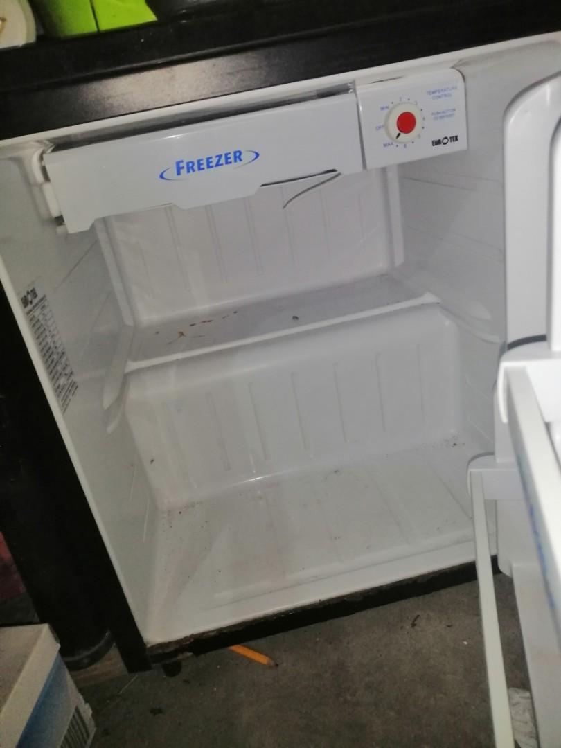 Eurotek personal ref, TV & Home Appliances, Kitchen Appliances ...