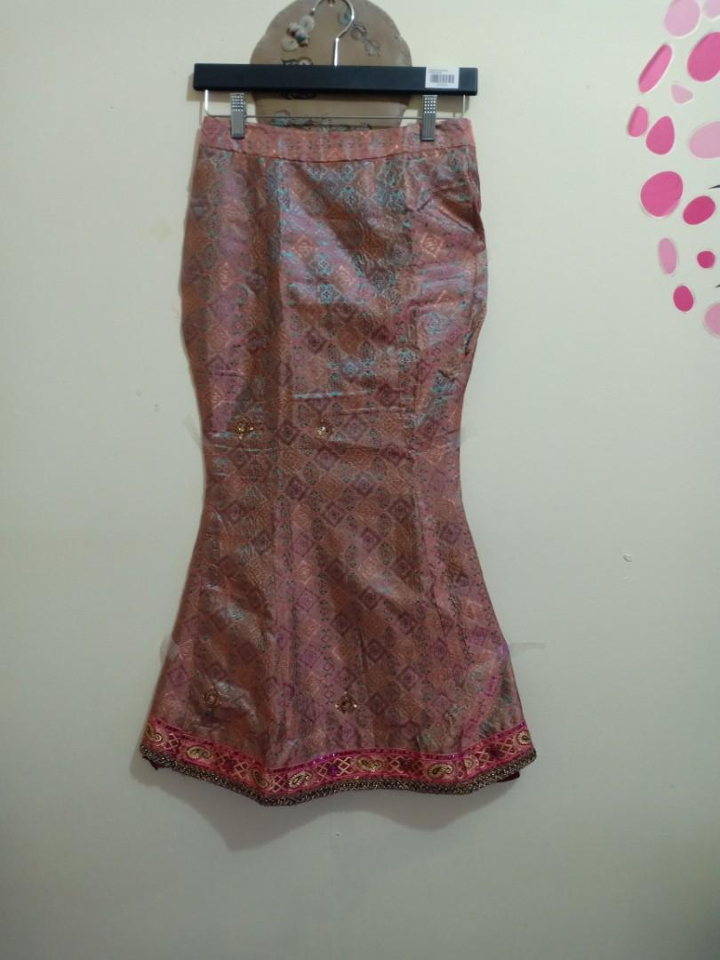 Rok / Rok model songket / Rok duyung, Fesyen Wanita, Pakaian Wanita ...