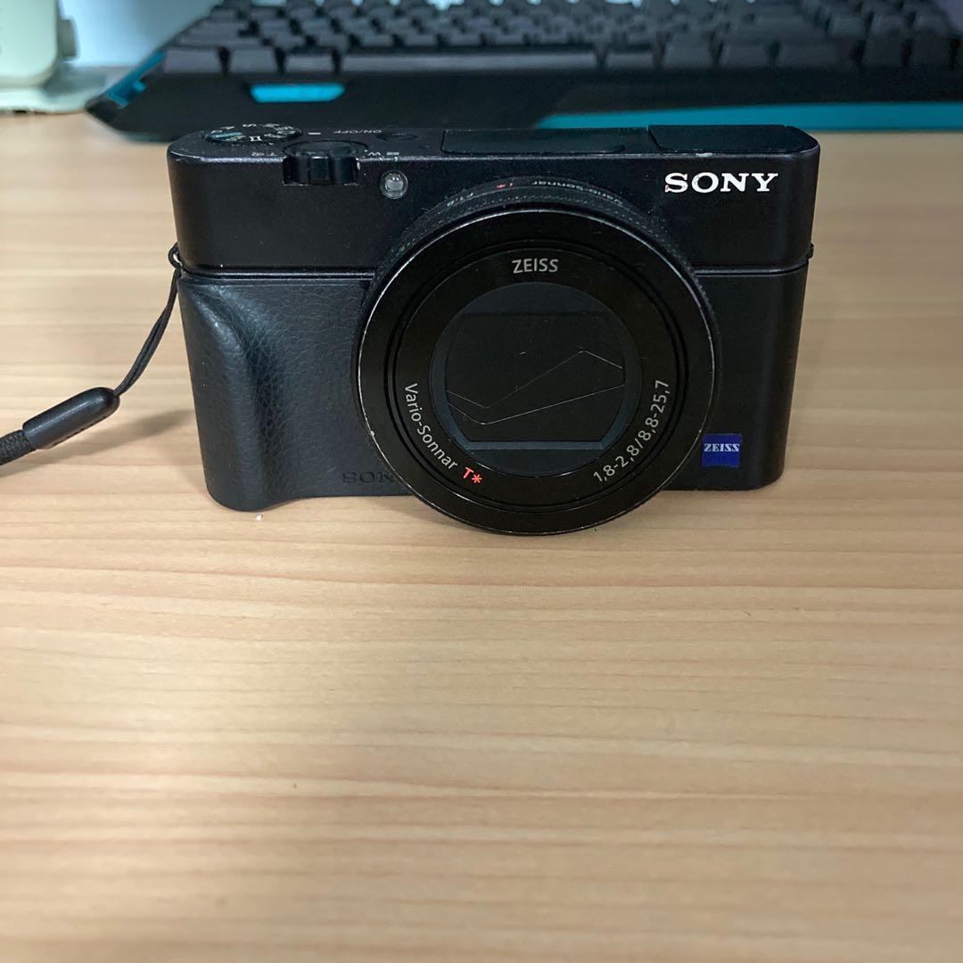 Sony RX100 MK IV, Photography, Cameras, Digital Cameras on Carousell
