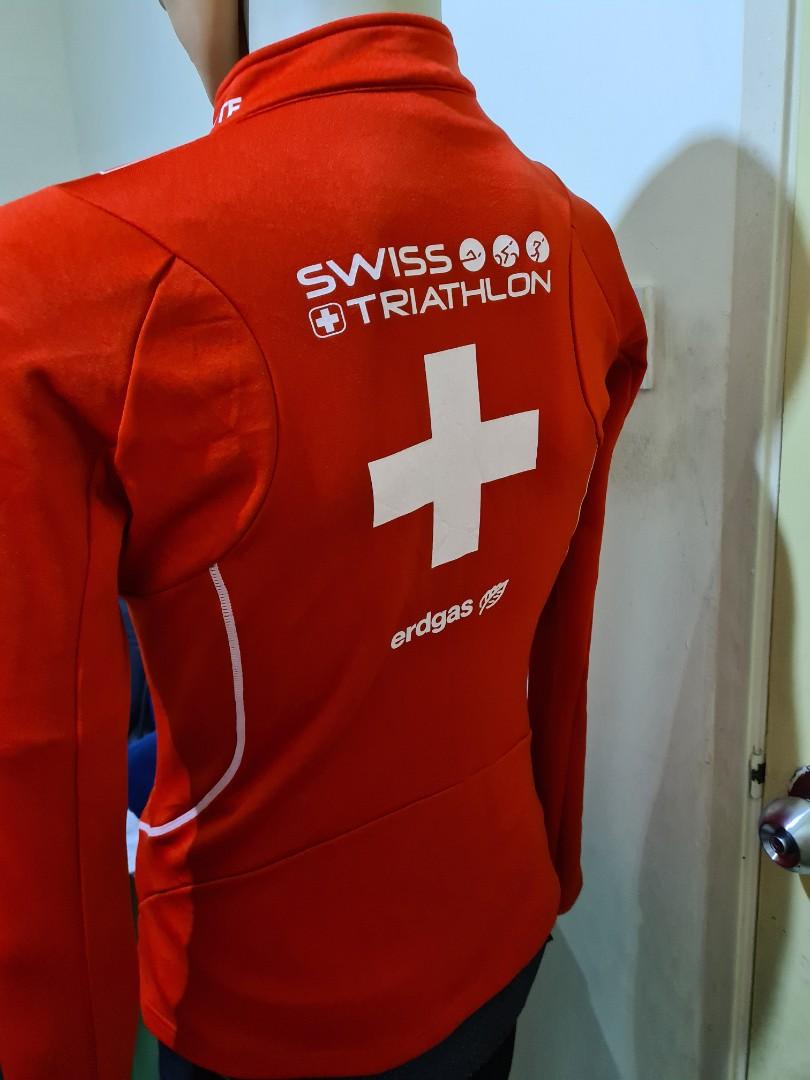 Swiss triathlon x descente baju basikal, Men's Fashion, Activewear on ...