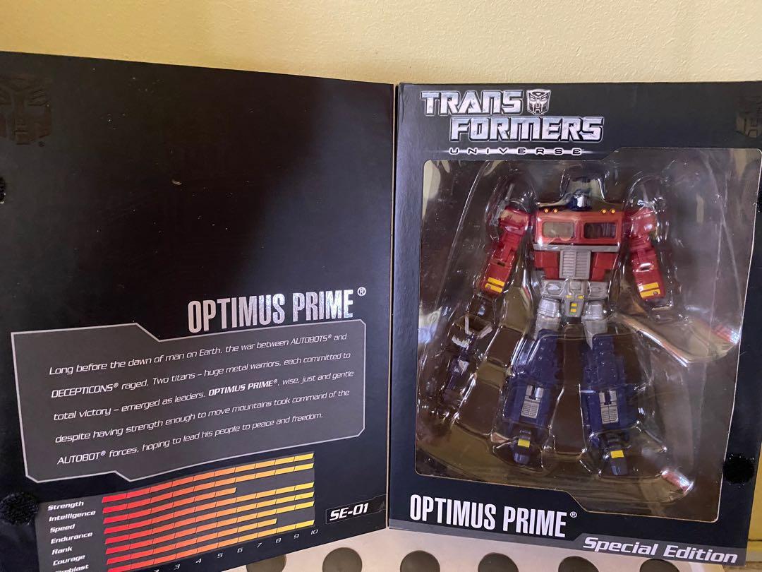 Transformers deluxe class (special edition), Toys & Games, Bricks ...