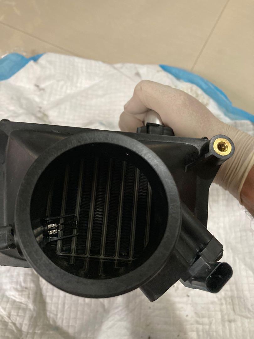 Use c300 intercooler for w205, Car Accessories, Accessories on Carousell