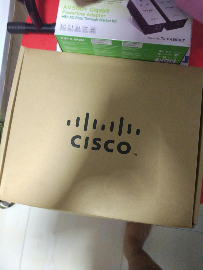 Cisco Router 1800 Series, Computers & Tech, Parts & Accessories, Networking on Carousell