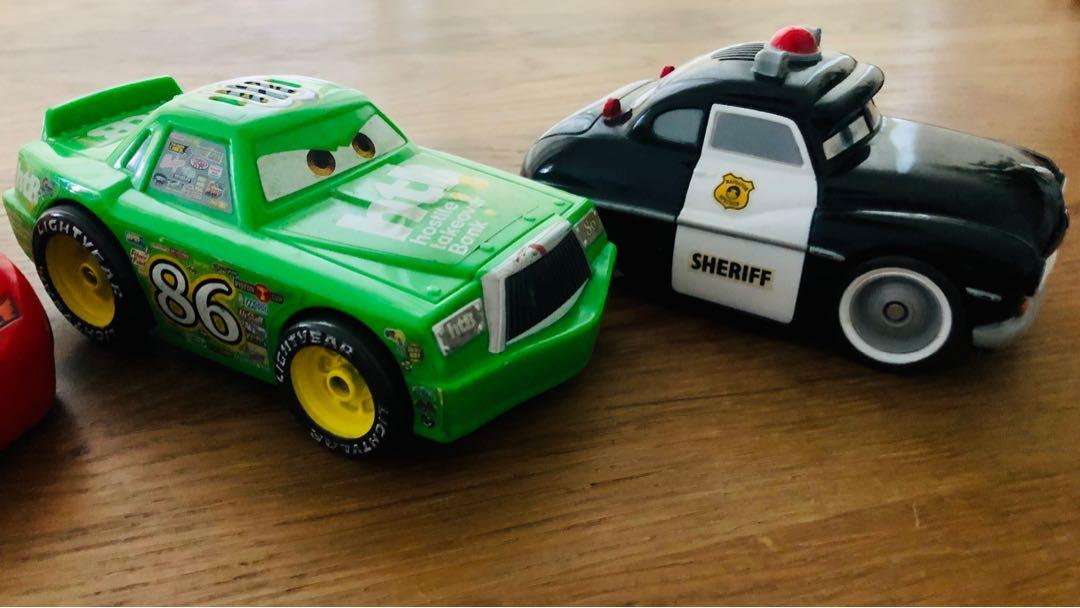 Disney Pixar Cars Shake N Go Racing Lightning McQueen/Chick Hicks ...