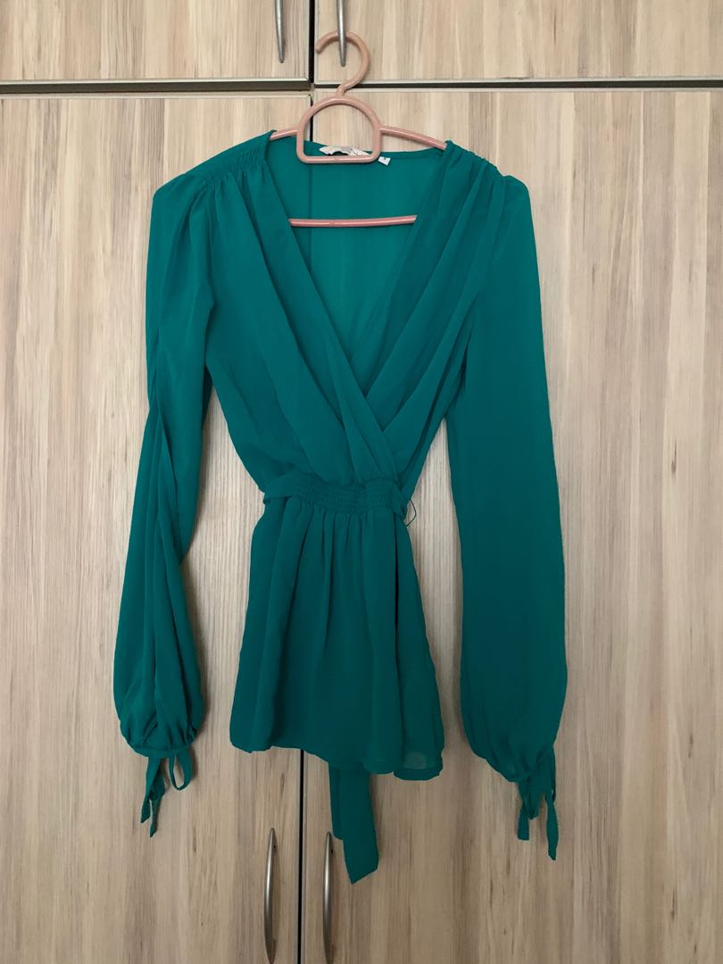 New Look Sheer Top, Women's Fashion, Tops, Sleeveless on Carousell