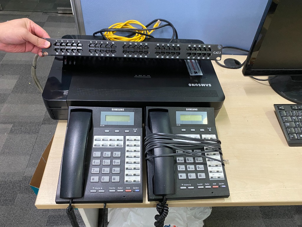 Samsung Office Phone System with Landline Phones, Mobile Phones ...