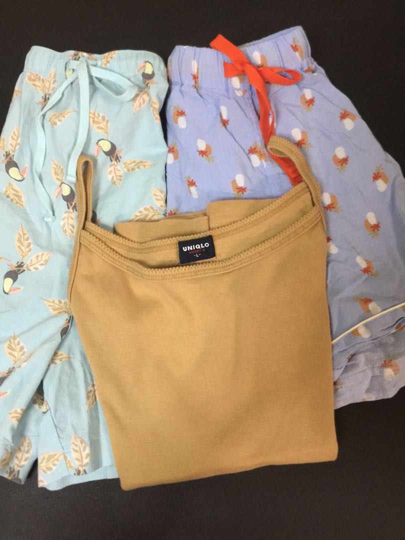 UNIQLO Lounge Set, Women's Fashion, Bottoms, Other Bottoms on Carousell