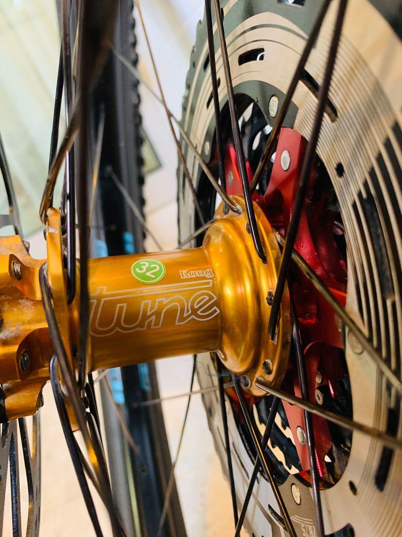 ZTR Flow Mk3 Wheelset, Sports Equipment, Bicycles & Parts, Bicycles on ...