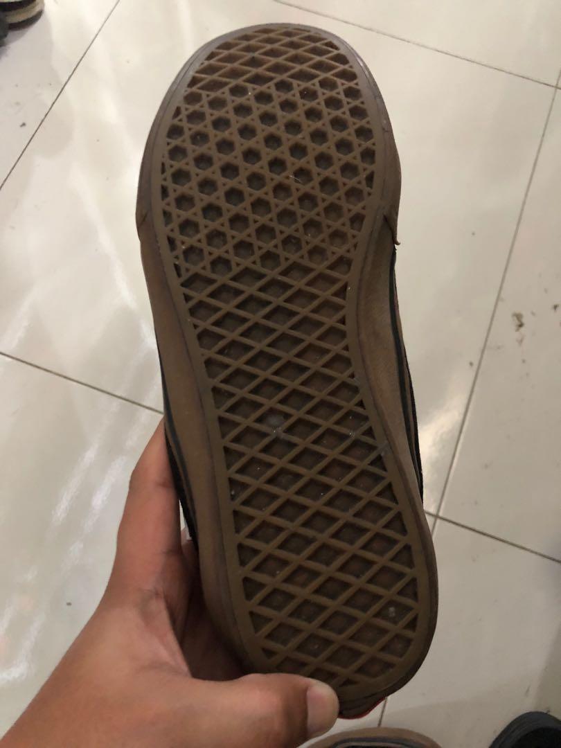 721454 Vans Oldskool Skate shoe Black/White/Gum sole, Men's Fashion ...