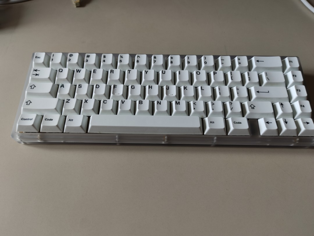 kbd67 mkii polycarbonate custom keyboard, Electronics, Computer Parts ...