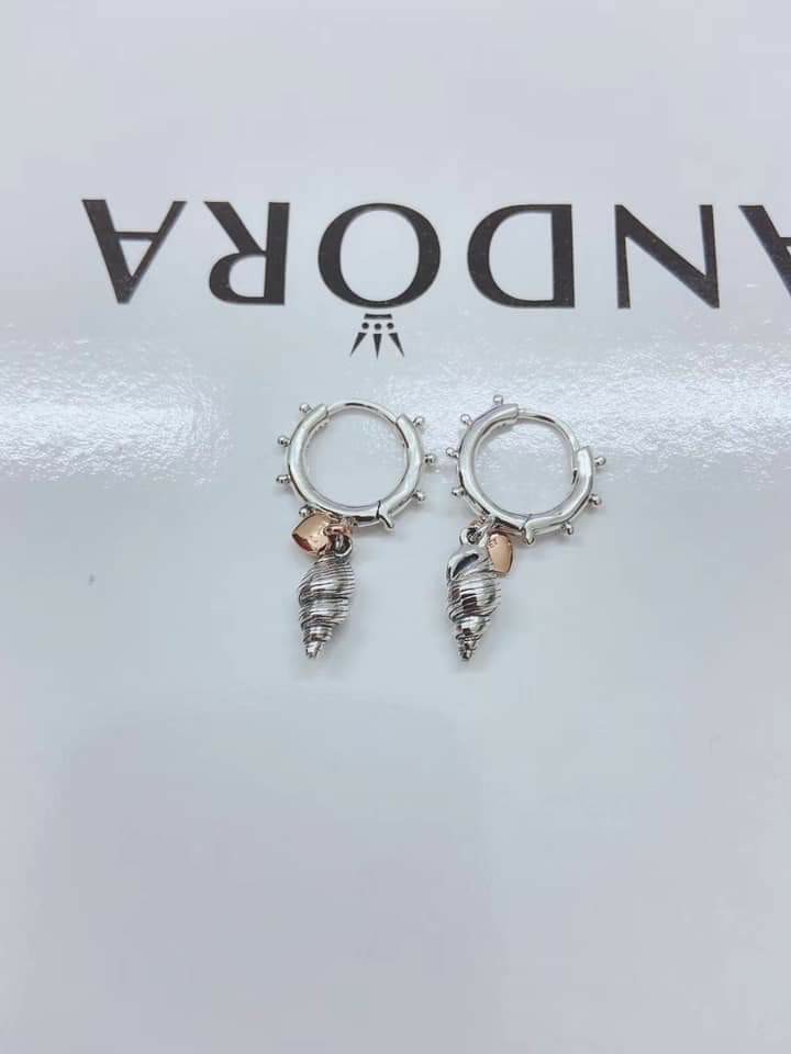 pandora seashell hoop earrings, Luxury, Accessories on Carousell