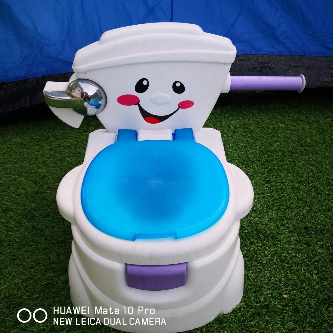 Potty Toilet trainer, Babies & Kids, Infant Playtime on Carousell