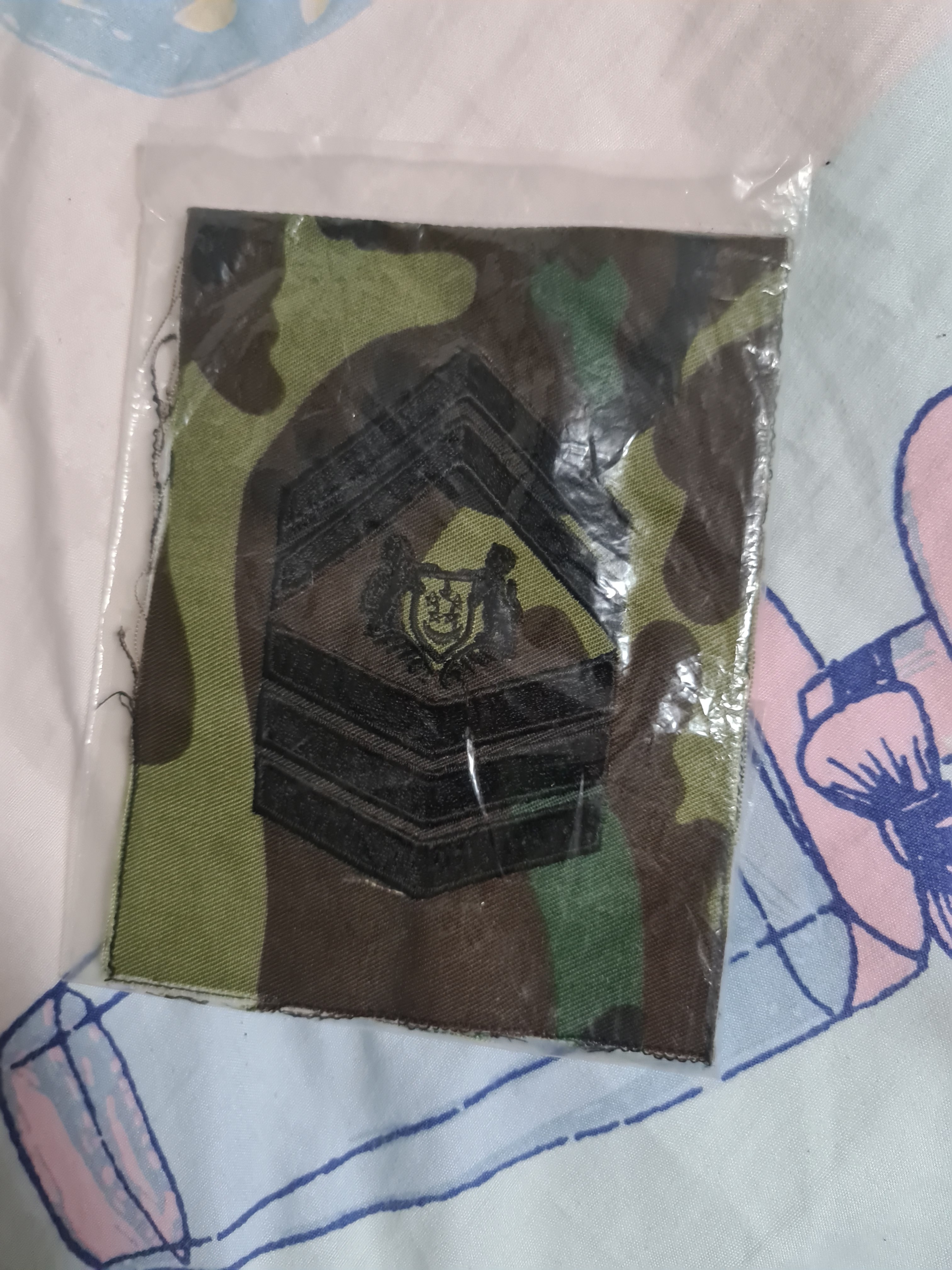 SAF STAFF SERGEANT SSG RANK CAMOUFLAGE, Men's Fashion, Bags, Belt bags ...