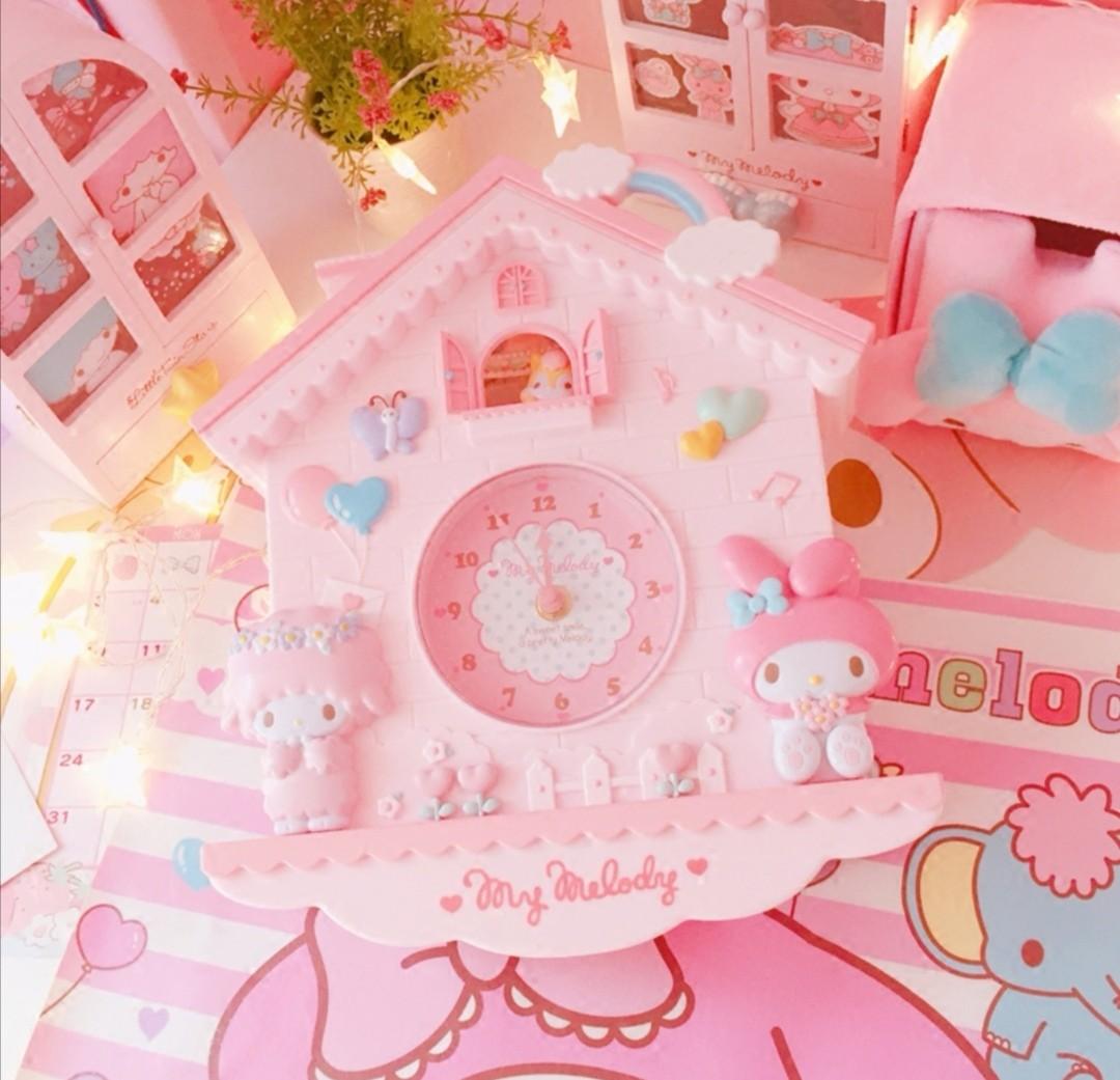 Sanrio clock, Everything Else on Carousell