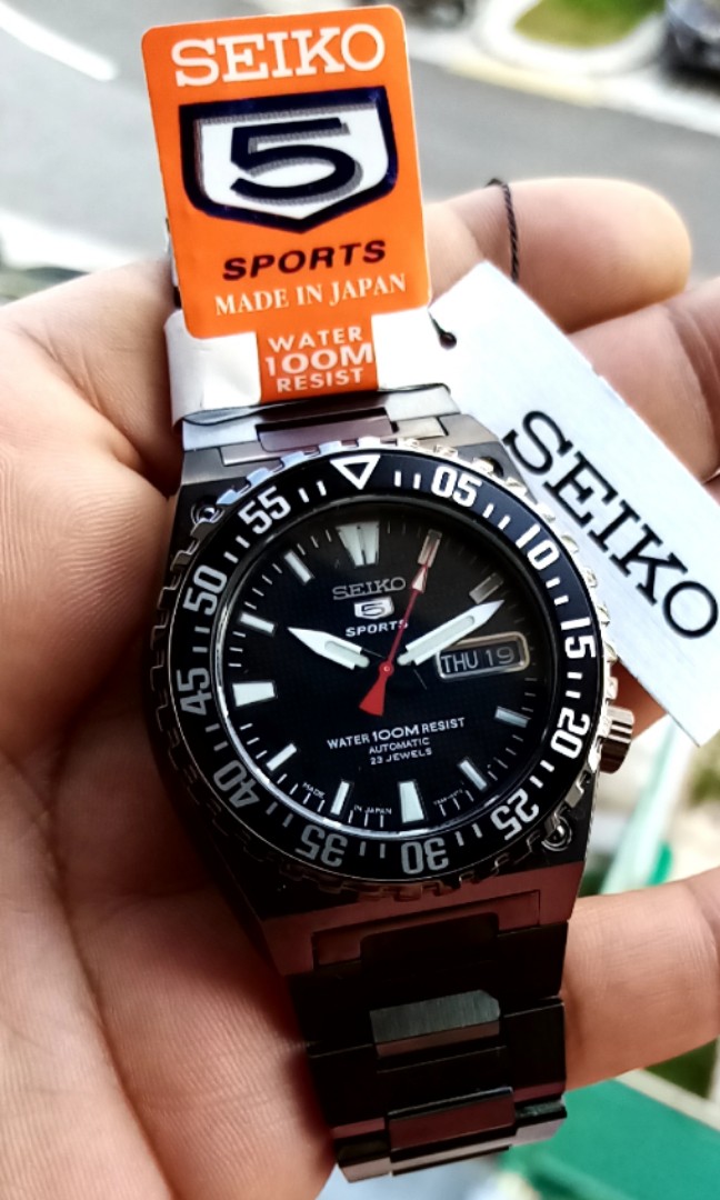 Seiko Stealth Carbon Fibre Dial SNZD73J1 FULL SET MADE IN JAPAN, Luxury ...