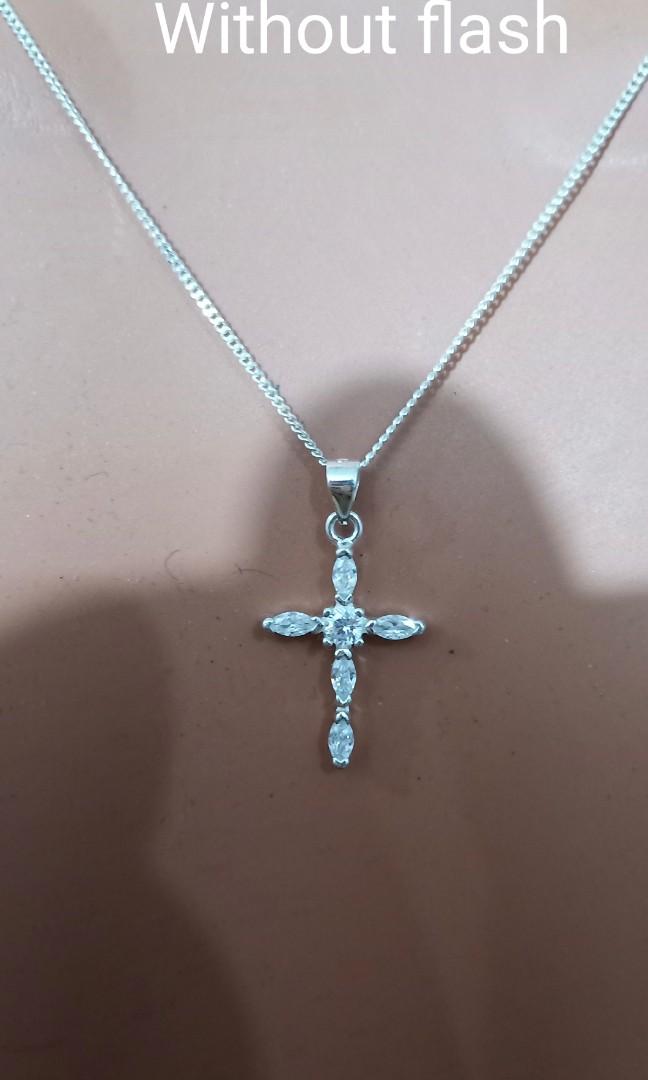 Unisilver Cross Necklace, Women's Fashion, Jewelry & Organizers ...