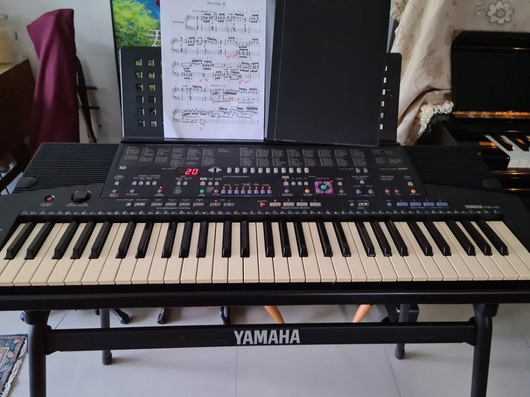 Yamaha Keyboard PSR-410, Music & Media, Music Instruments on Carousell