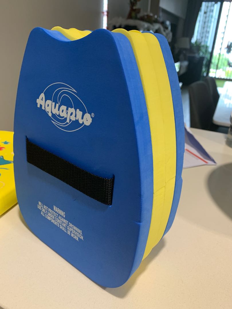 Zoggs kids back float and training float for young swimmers, Sports ...