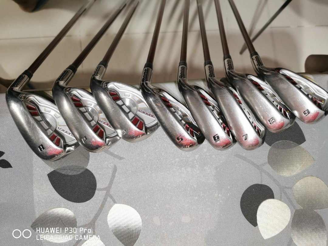 Beginner Golf Set Taylormade, Sports Equipment, Sports & Games, Golf on ...