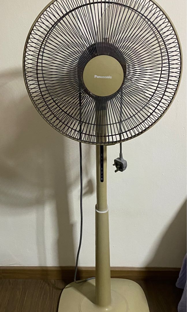 Panasonic Standing Fan with Timer, Furniture & Home Living, Lighting ...