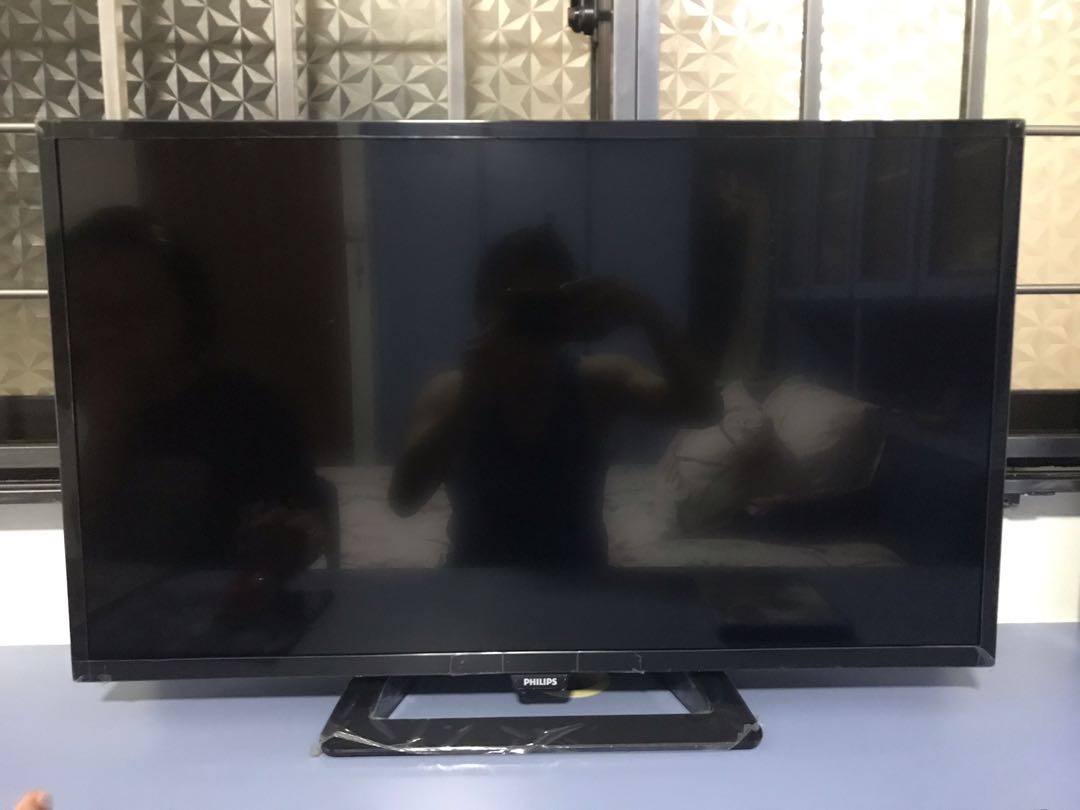 Philips LED TV 32 inch, Home Appliances, TVs & Entertainment Systems on ...