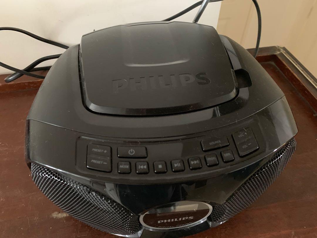 Philips portable CD player and radio, Audio, Portable Music Players on ...