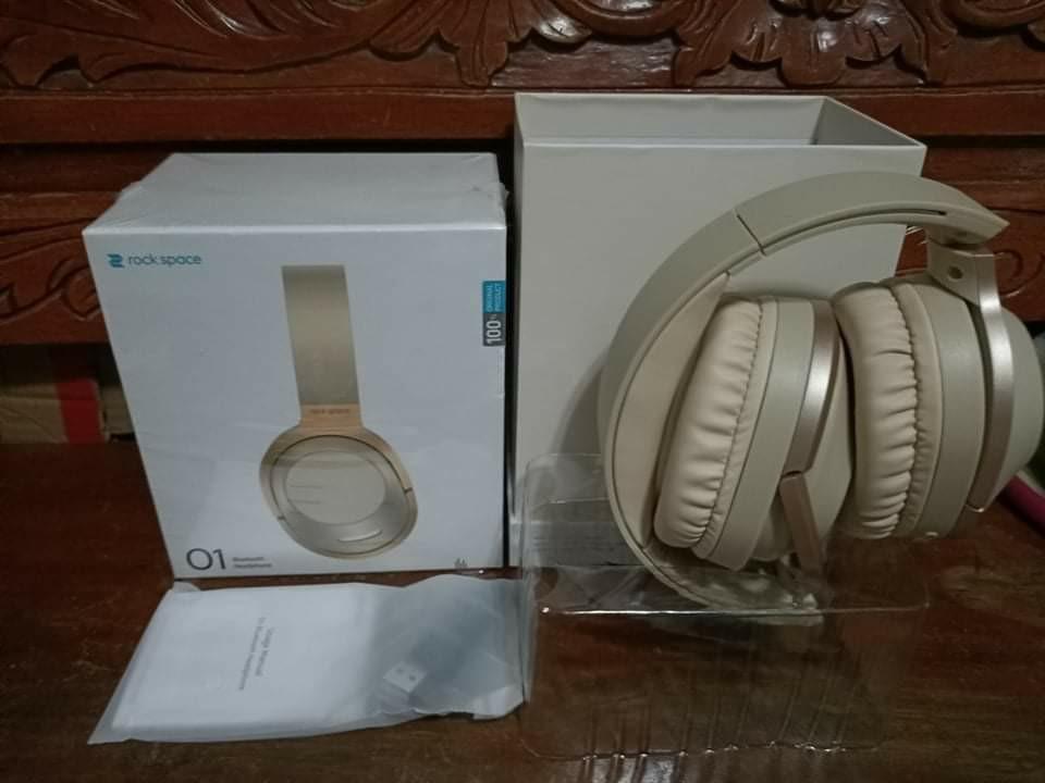 Rockspace bluetooth headphone, Audio, Headphones & Headsets on Carousell