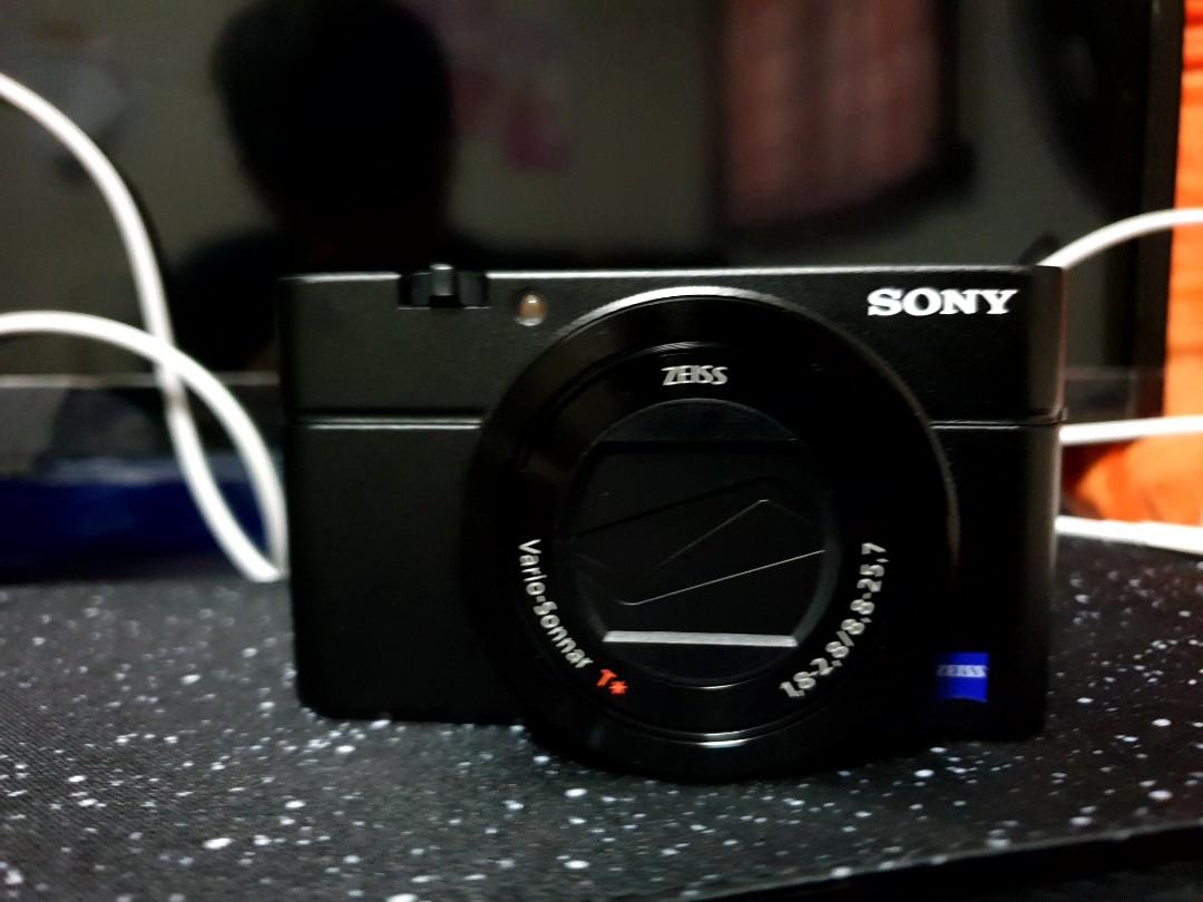 Sony Rx100 MIII, Photography, Cameras on Carousell