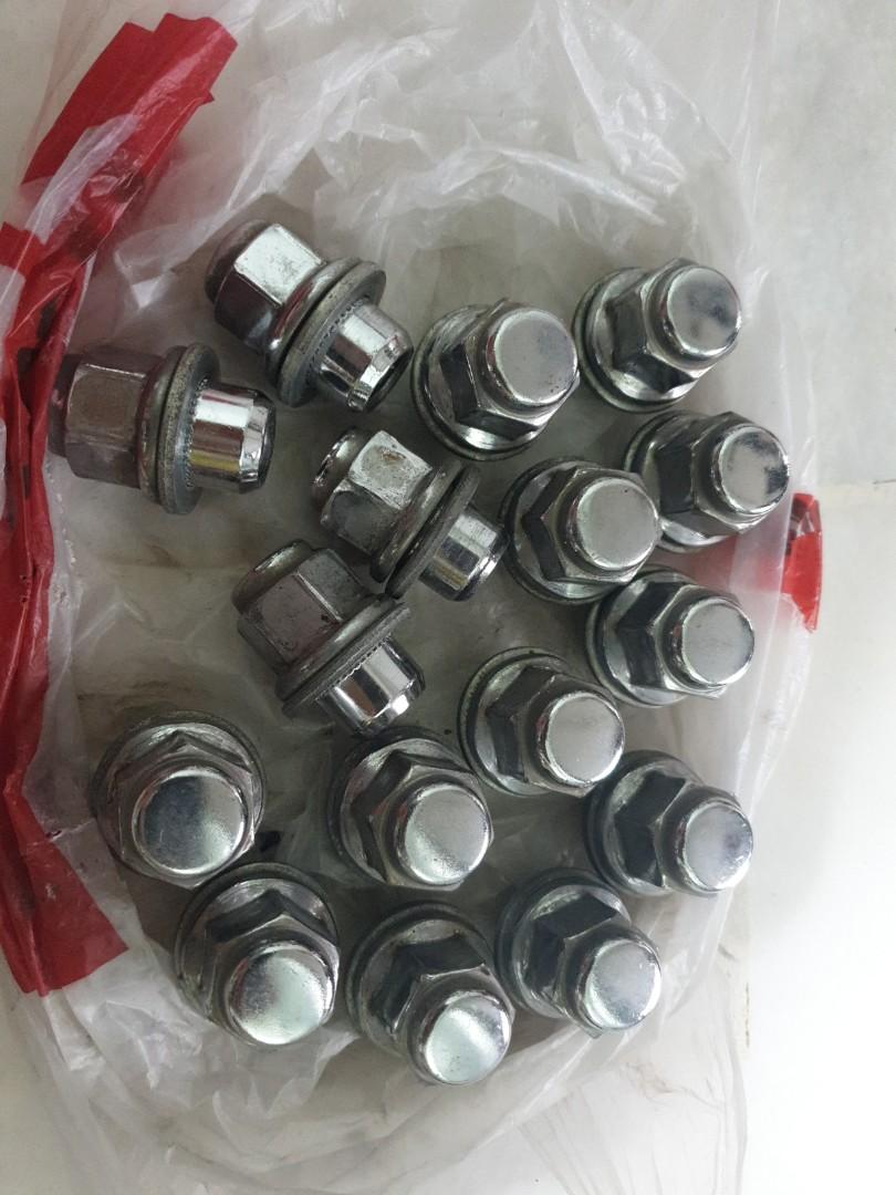 Toyota vios nut for original sport rim, Auto Accessories on Carousell
