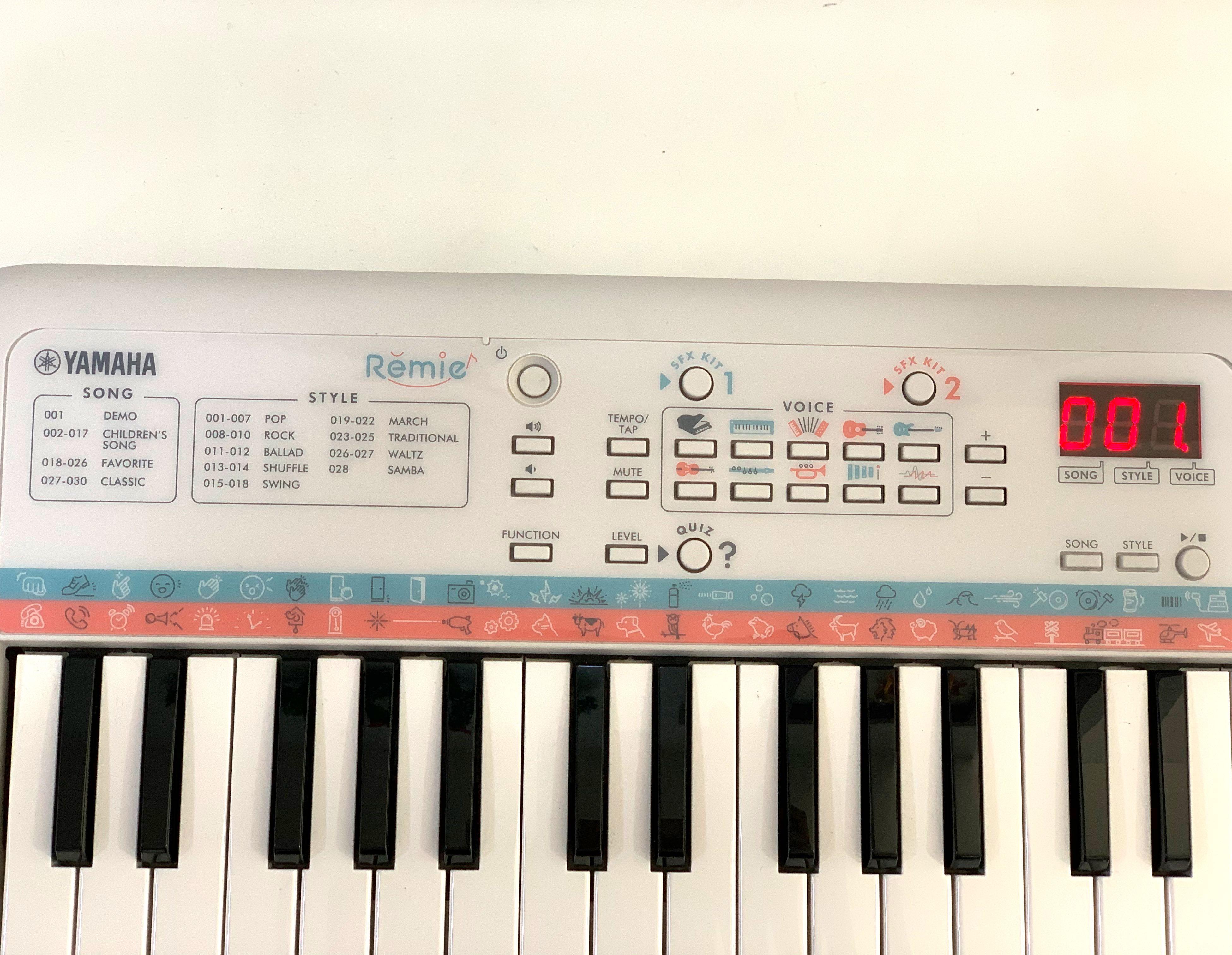 Yamaha mini Keyboard (Remie (PSS-E30), Hobbies & Toys, Music & Media ...