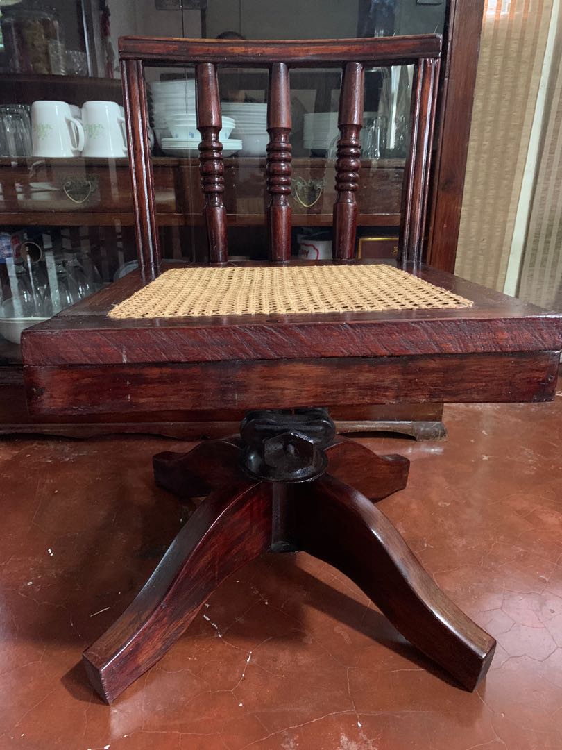 Antique revolving/swivel chair, Hobbies & Toys, Memorabilia ...