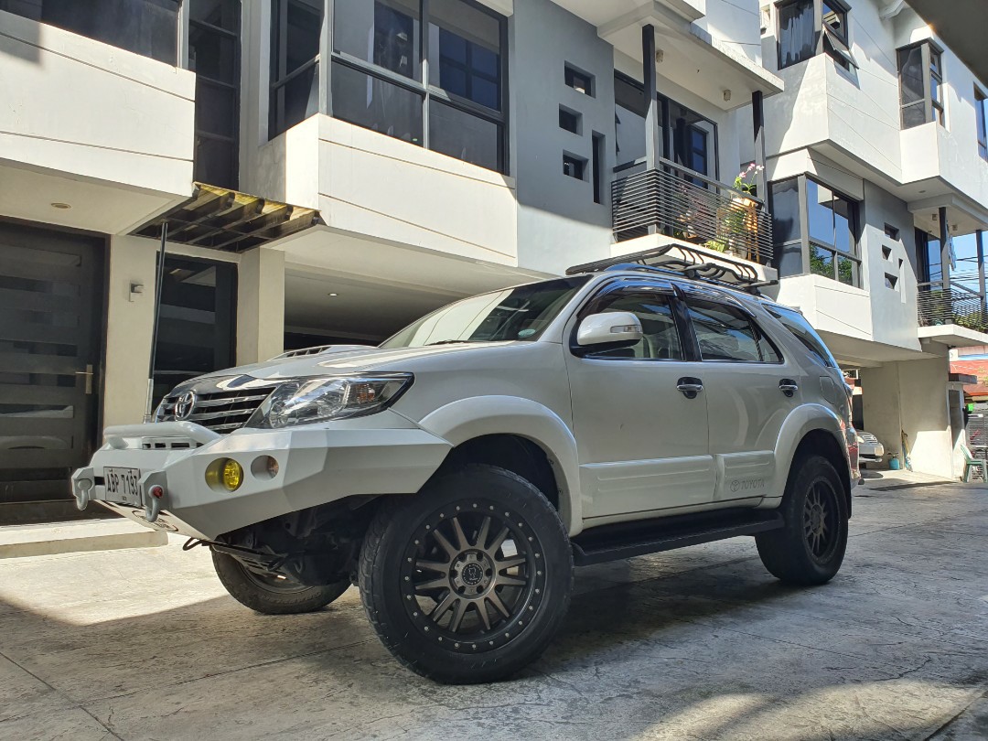 Toyota Fortuner 2015 Toyota Fortuner V black series loaded Auto, Cars ...