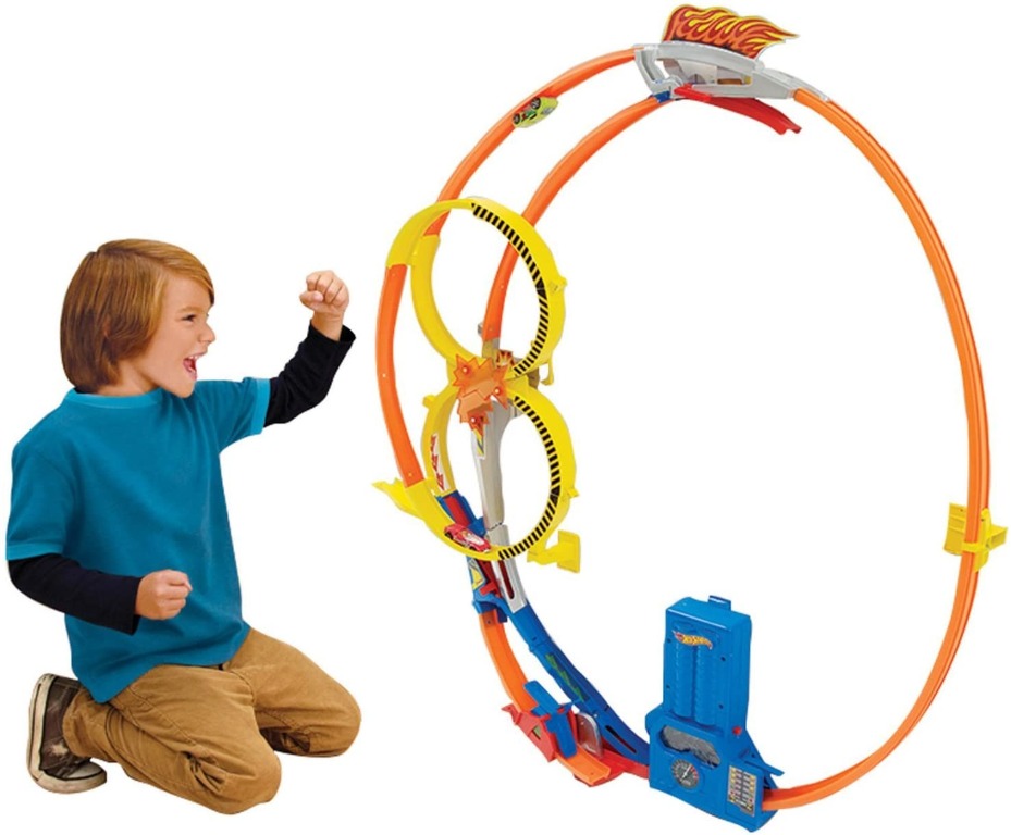 Hot Wheels Super Loop Chase Race Trackset track, Hobbies & Toys, Toys ...