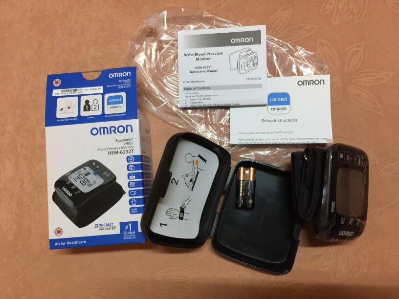 OMRON Bluetooth blood pressure monitor, Health & Nutrition, Health ...